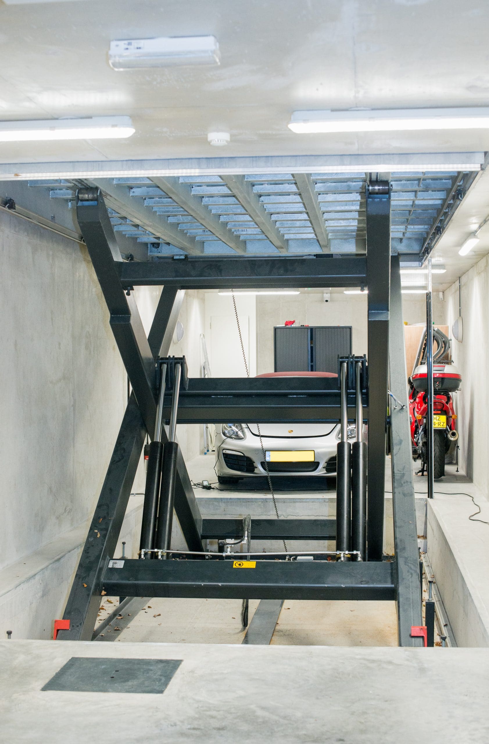 CLX FLEX Schaarlift | Schaarlift met kapconstructie | Flexitec autoliften